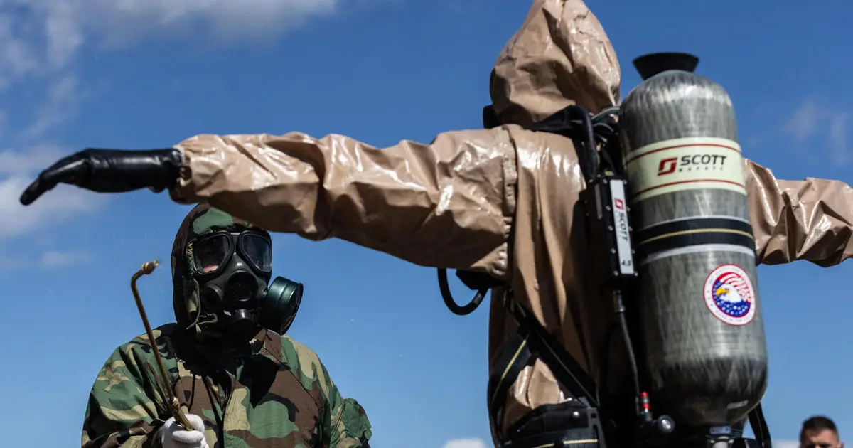 Nuclear Deterrence 101 - Maanpuolustus-lehti